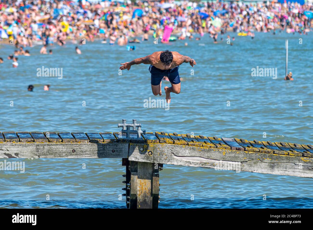High diving hi-res stock photography and images - Alamy