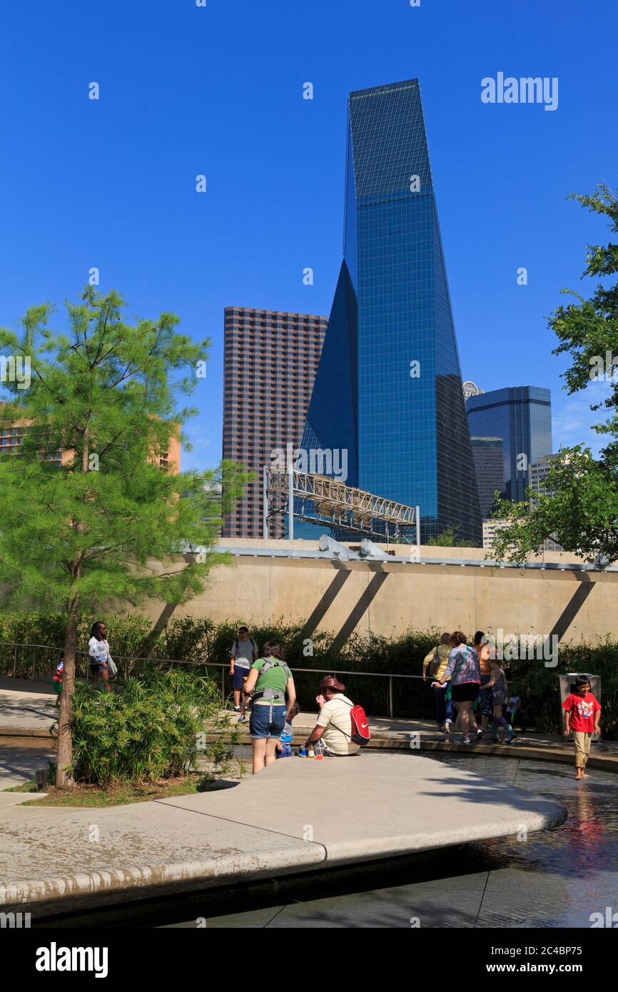 Dallas museum perot hi-res stock photography and images - Alamy