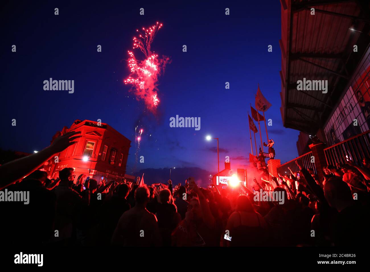 Soccer fans fireworks hi-res stock photography and images - Alamy