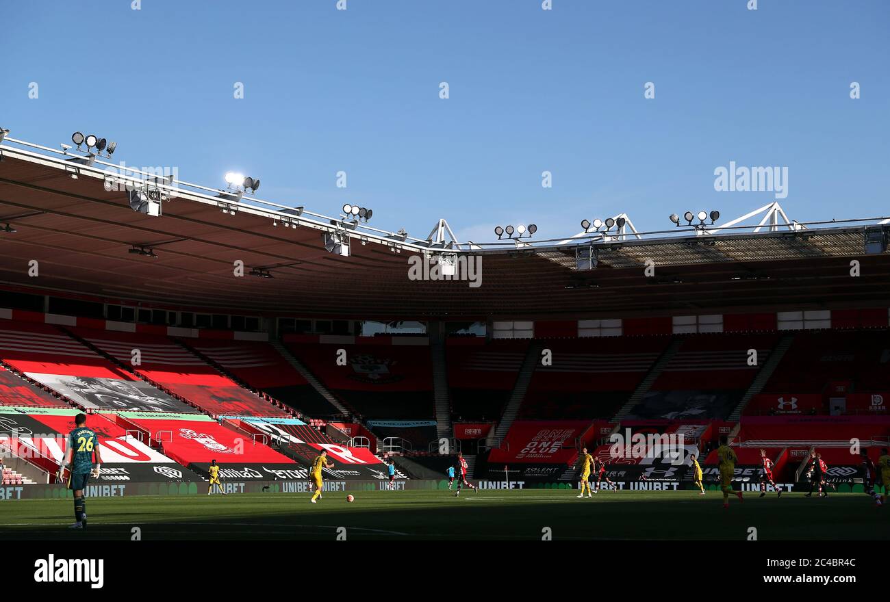 Empty epl football pitch hi-res stock photography and images - Alamy