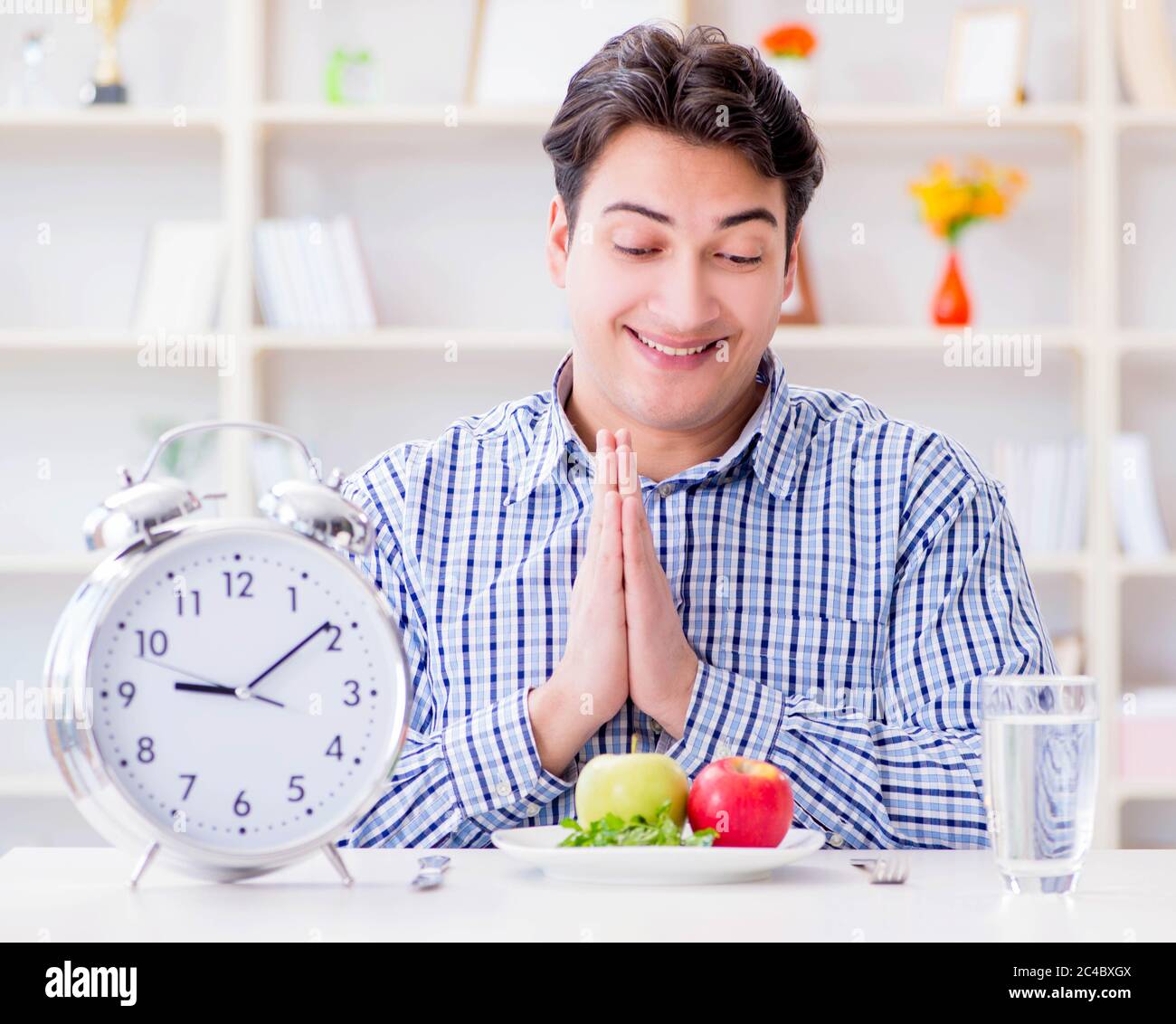 The concept of slow service in the restaurant Stock Photo - Alamy