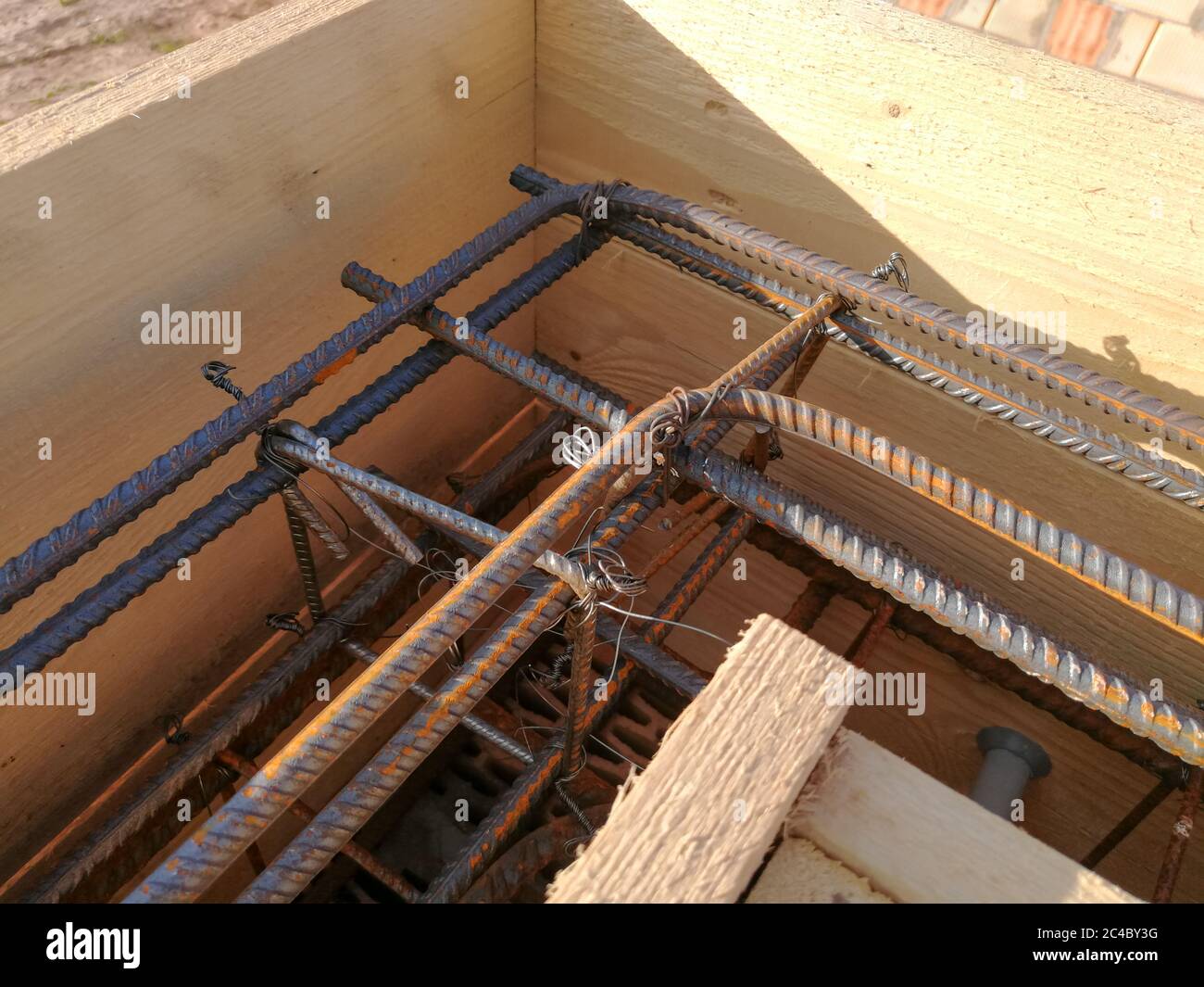 Removable wooden formwork for monolithic reinforced concrete pouring in ...