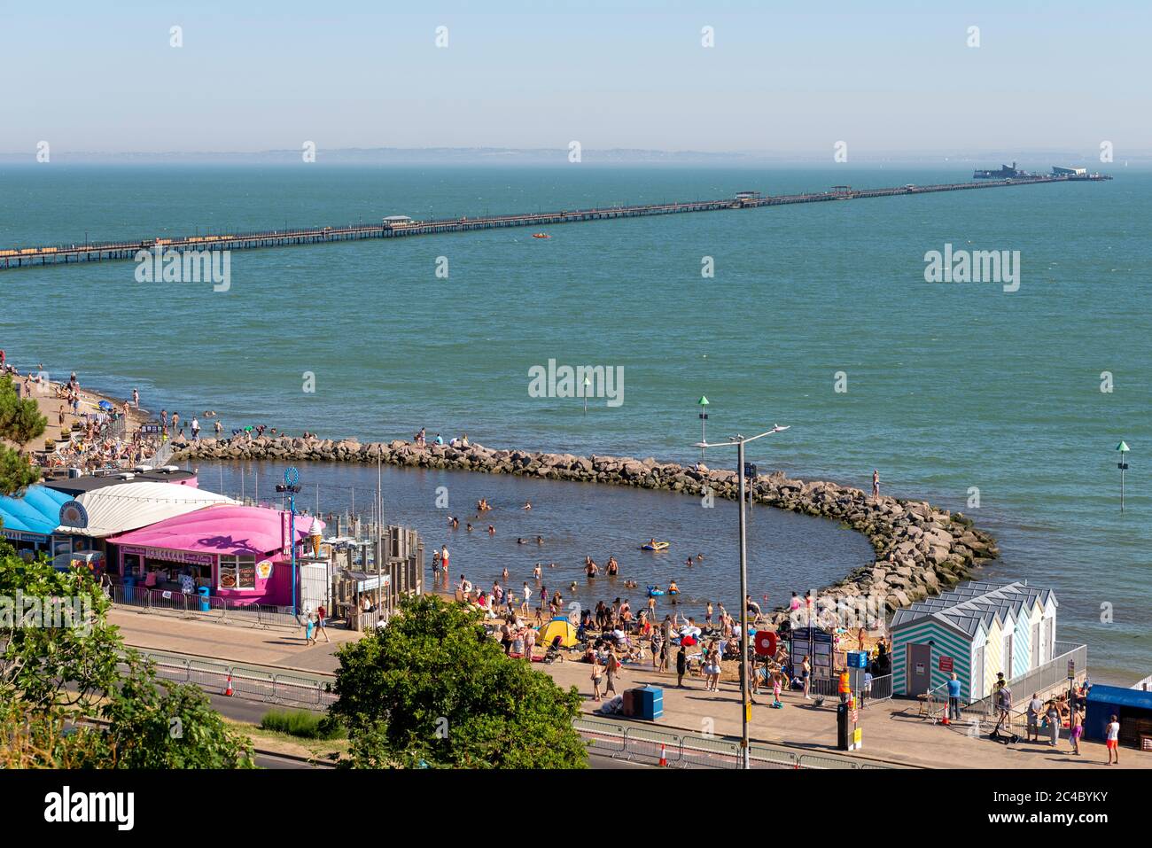 Three shells beach essex hi-res stock photography and images - Alamy