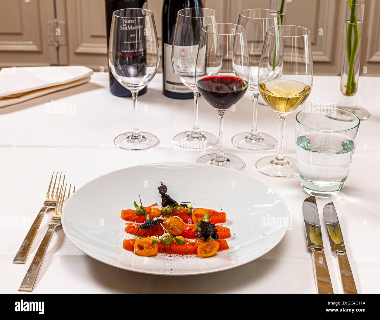 Wine tasting at the Rheingau Gourmet Festival Stock Photo - Alamy