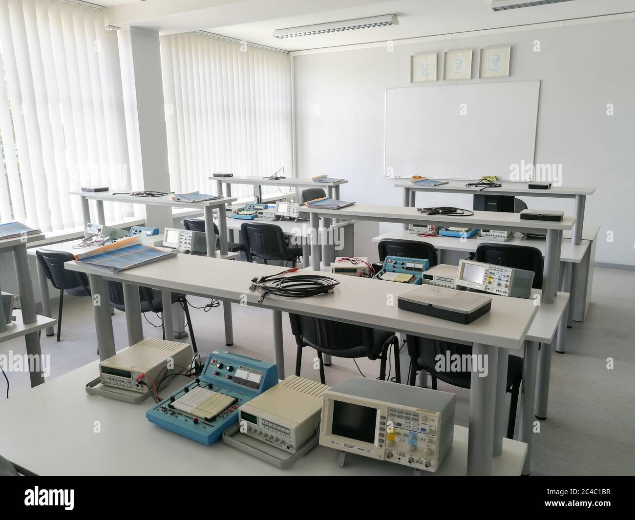 Laboratory lecture room hi-res stock photography and images - Alamy