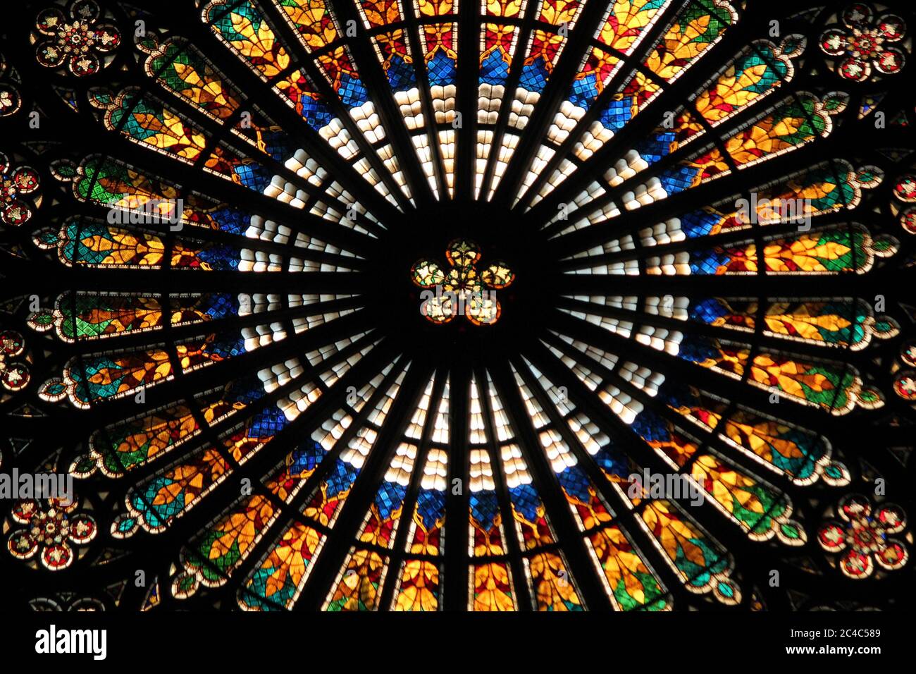 The rose window of the strasbourg cathedral hi-res stock photography ...