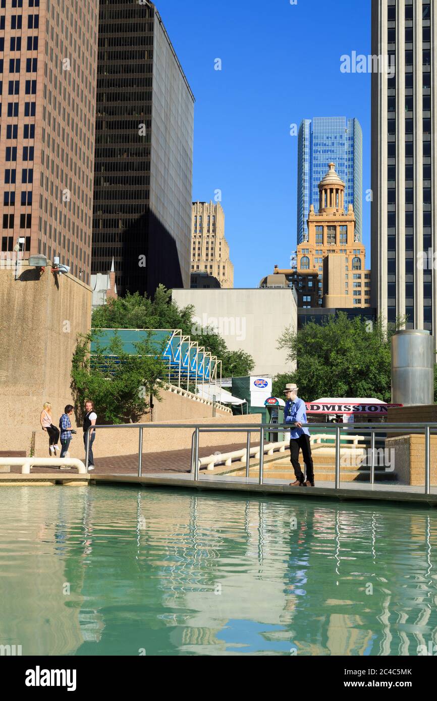Tranquility park houston hi-res stock photography and images - Alamy