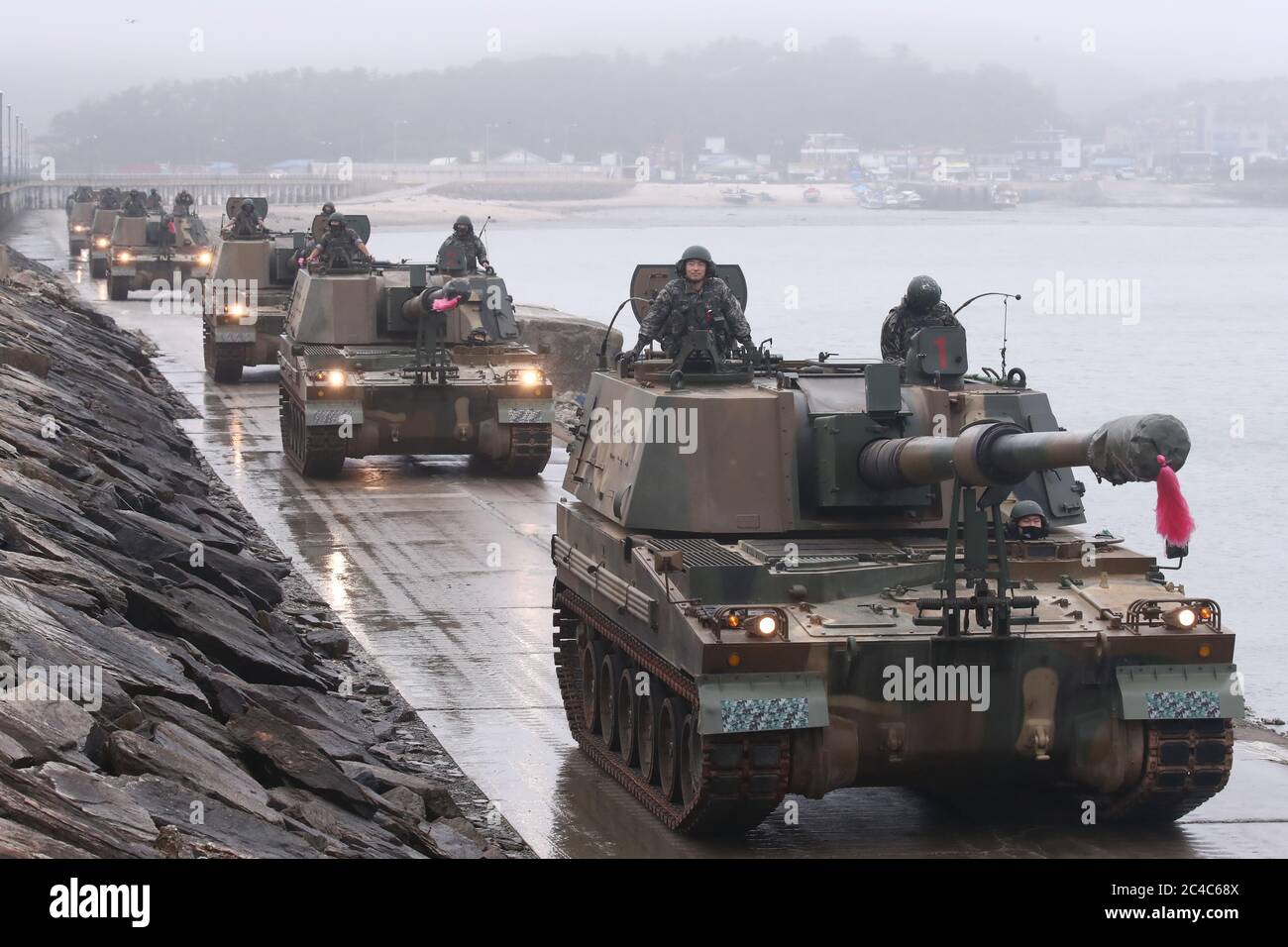 26th June, 2020. K9 howitzers, K1E1 tanks in drill Marines aboard K9 Thunder self-propelled ...