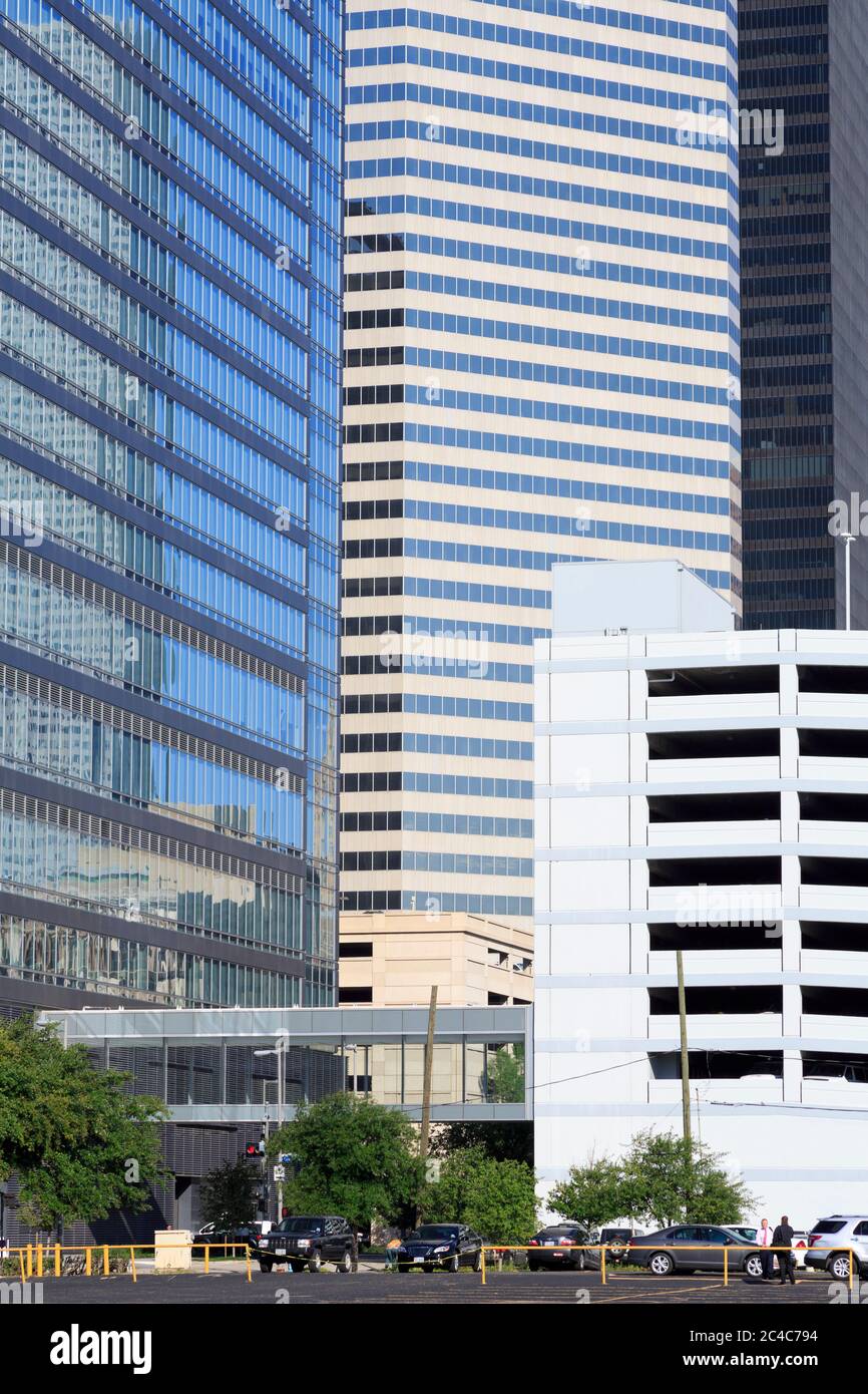 Skyscrapers of houston hi-res stock photography and images - Alamy