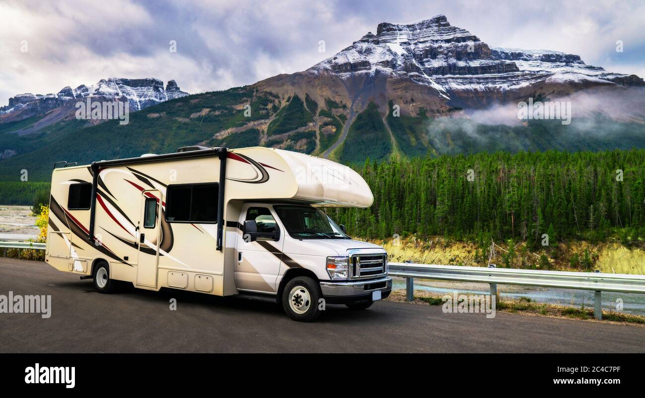 Motorhome hi-res stock photography and images - Alamy