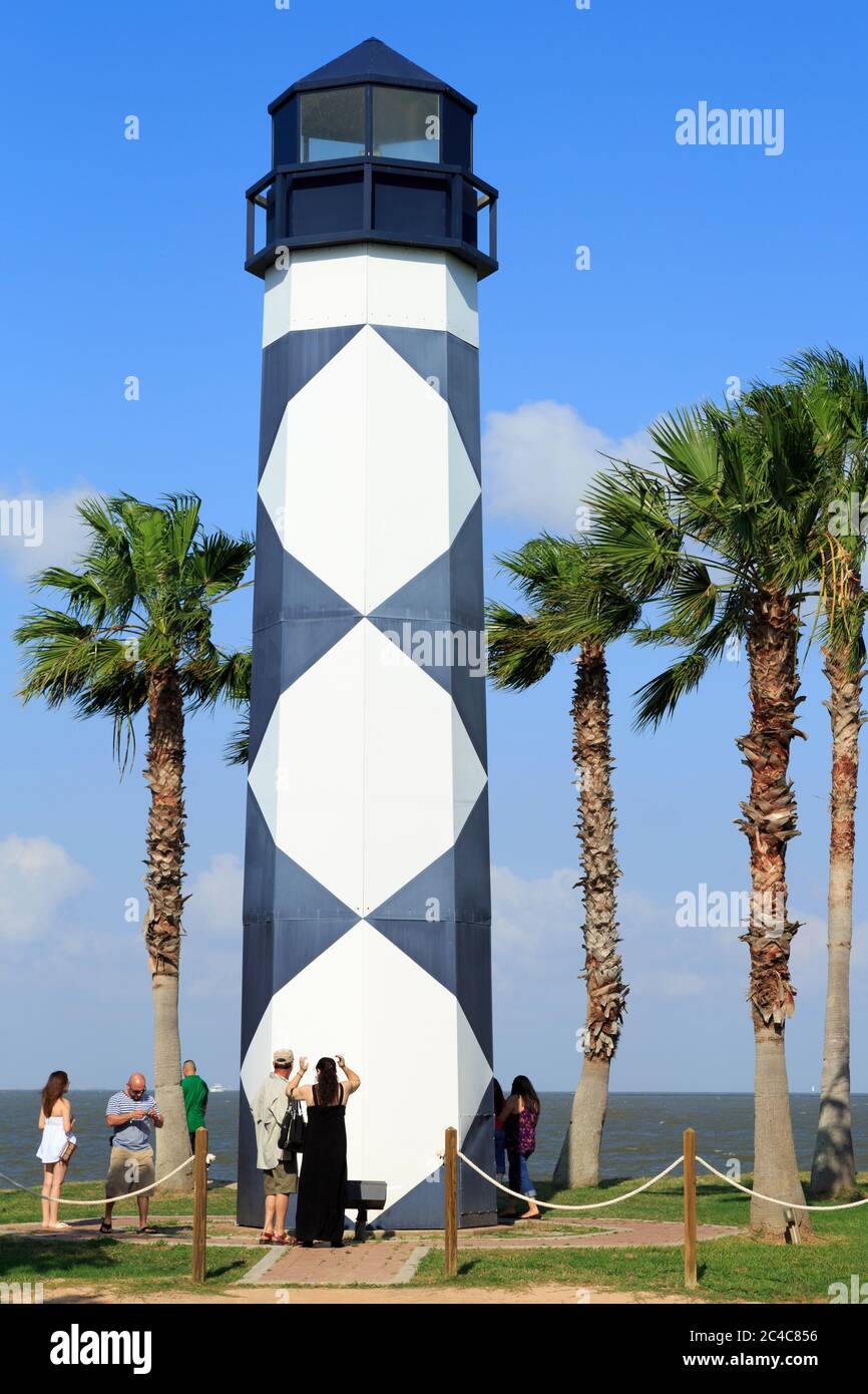 Kemah entertainment district hi-res stock photography and images - Alamy
