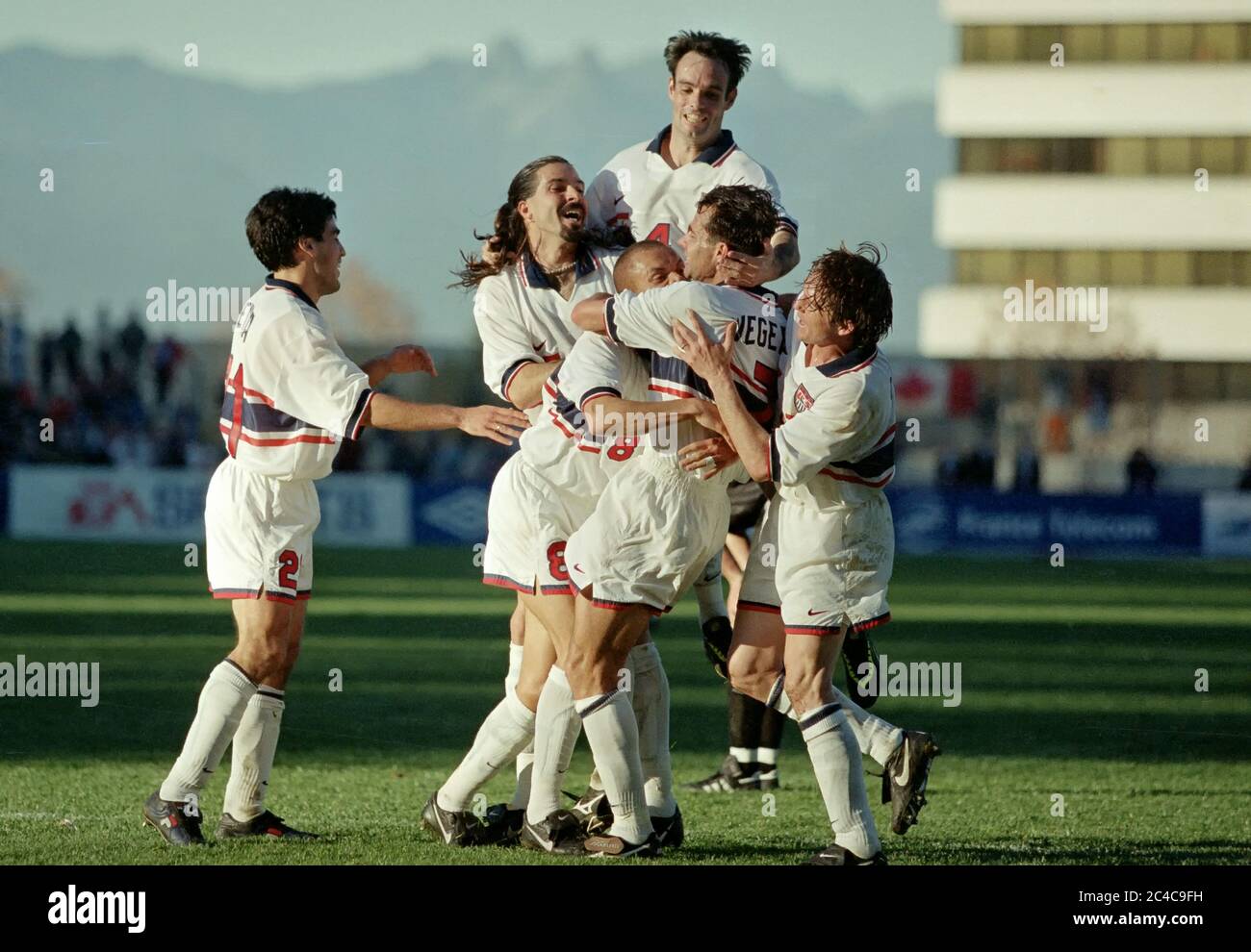 Usa 1998 world cup team hi-res stock photography and images - Alamy