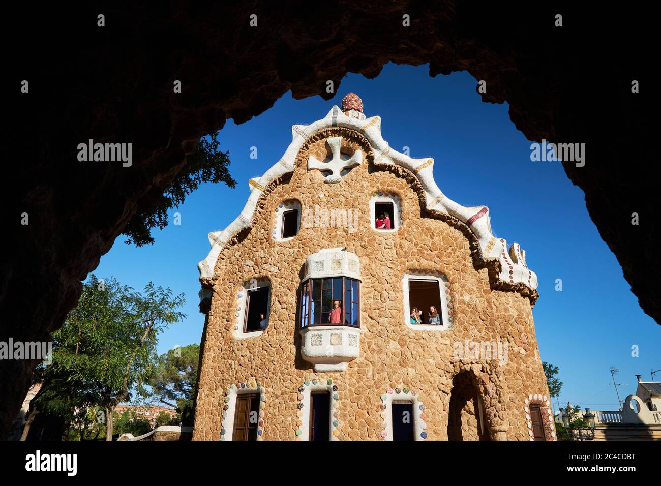 Casa del Guarda, Park Guell bu Gaudi, Barcelona Stock Photo - Alamy