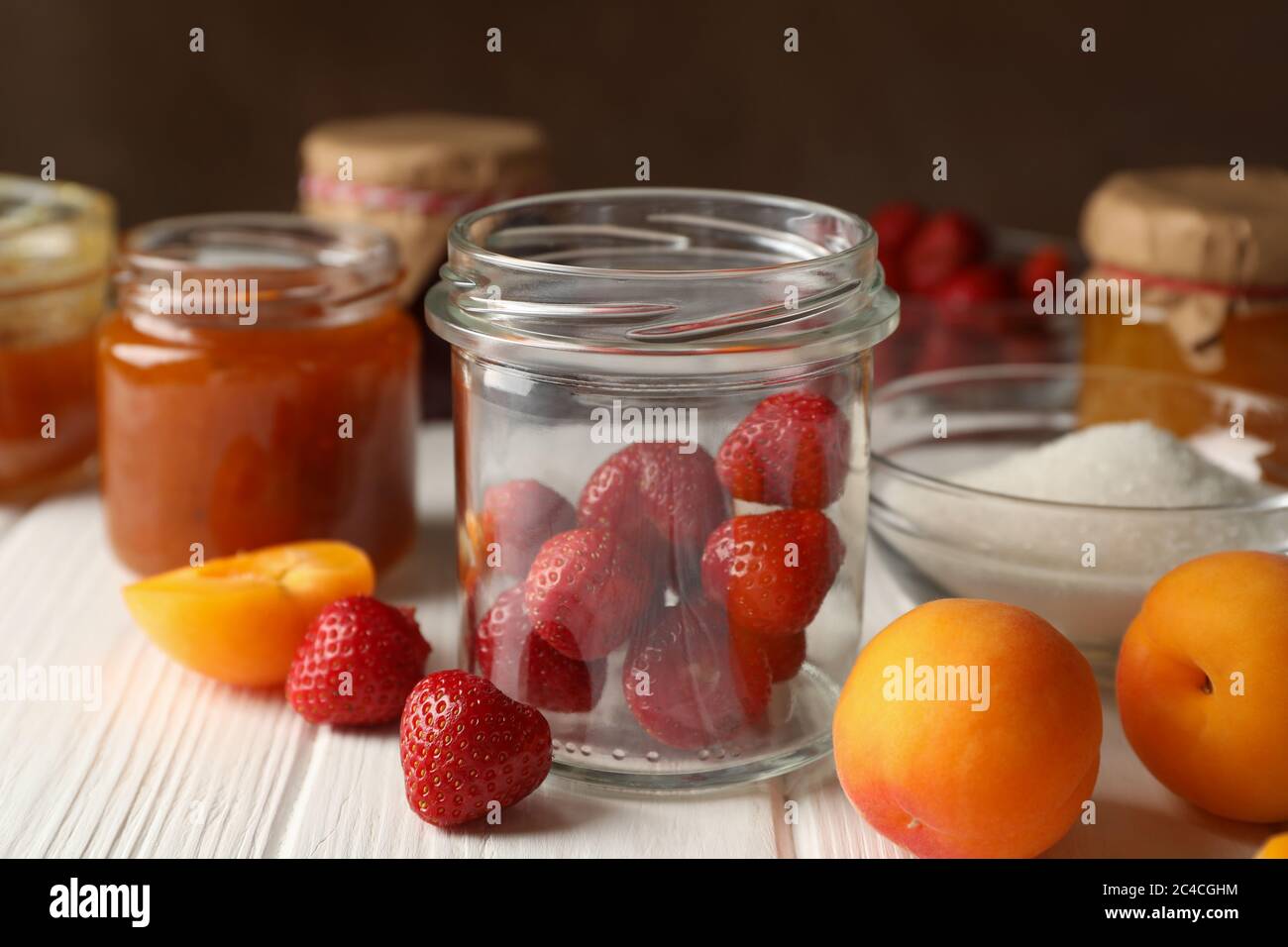 Women cook jam hi-res stock photography and images - Alamy