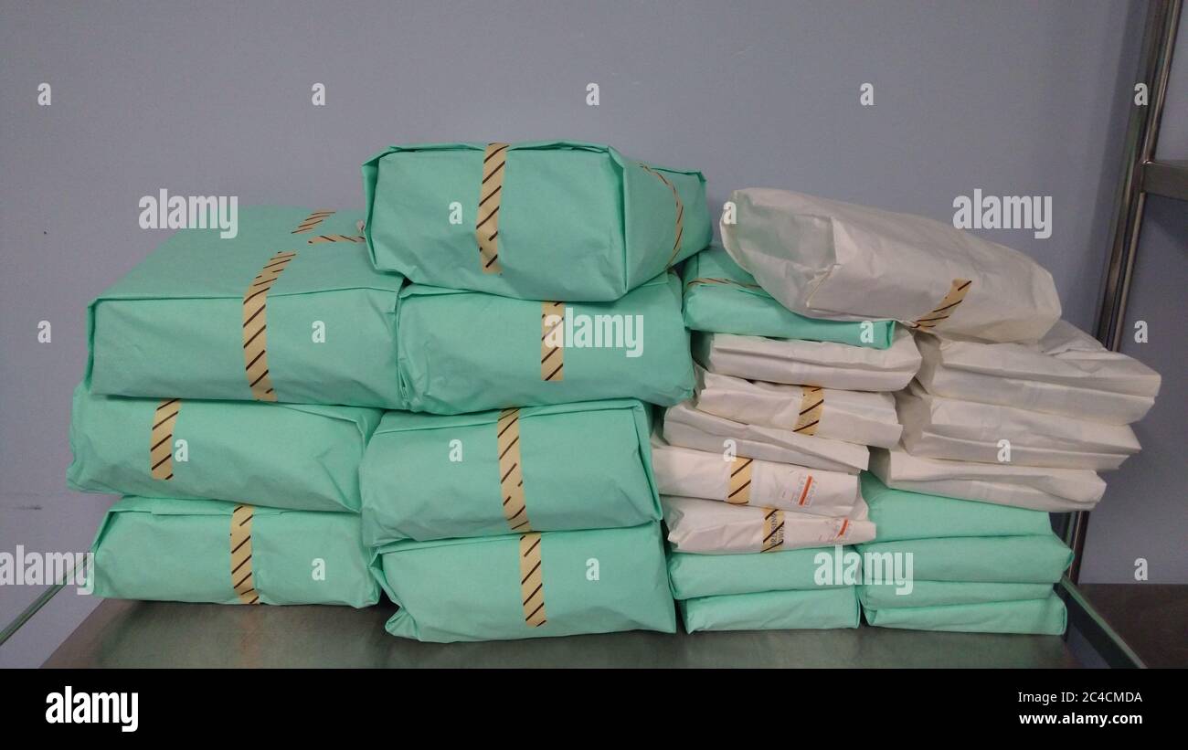 Wrapped Sterile Sets. Wrapped Sterile Instruments Stock Photo - Alamy