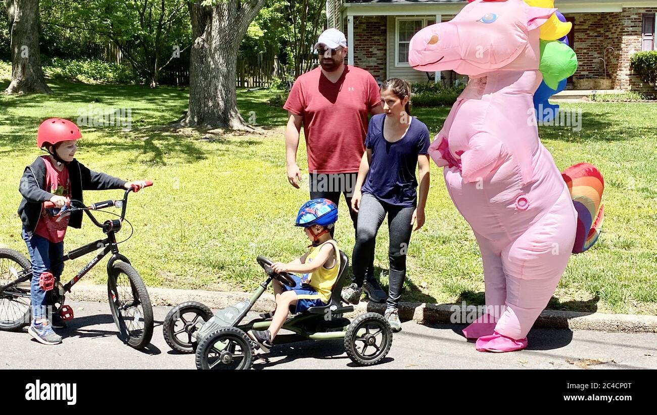 A New Jersey grandmother had a novel way of greeting her grandchildren ...