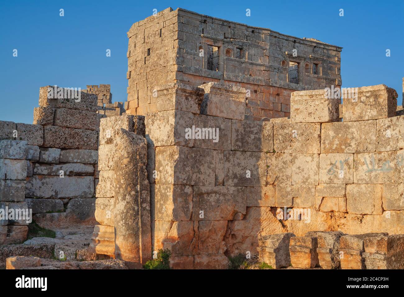 Dead city Serjilla, 6th century, Jebel Riha, Syria Stock Photo - Alamy