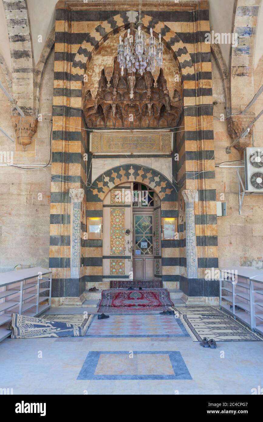 Al Adliyya Mosque, Aleppo, Syria Stock Photo - Alamy