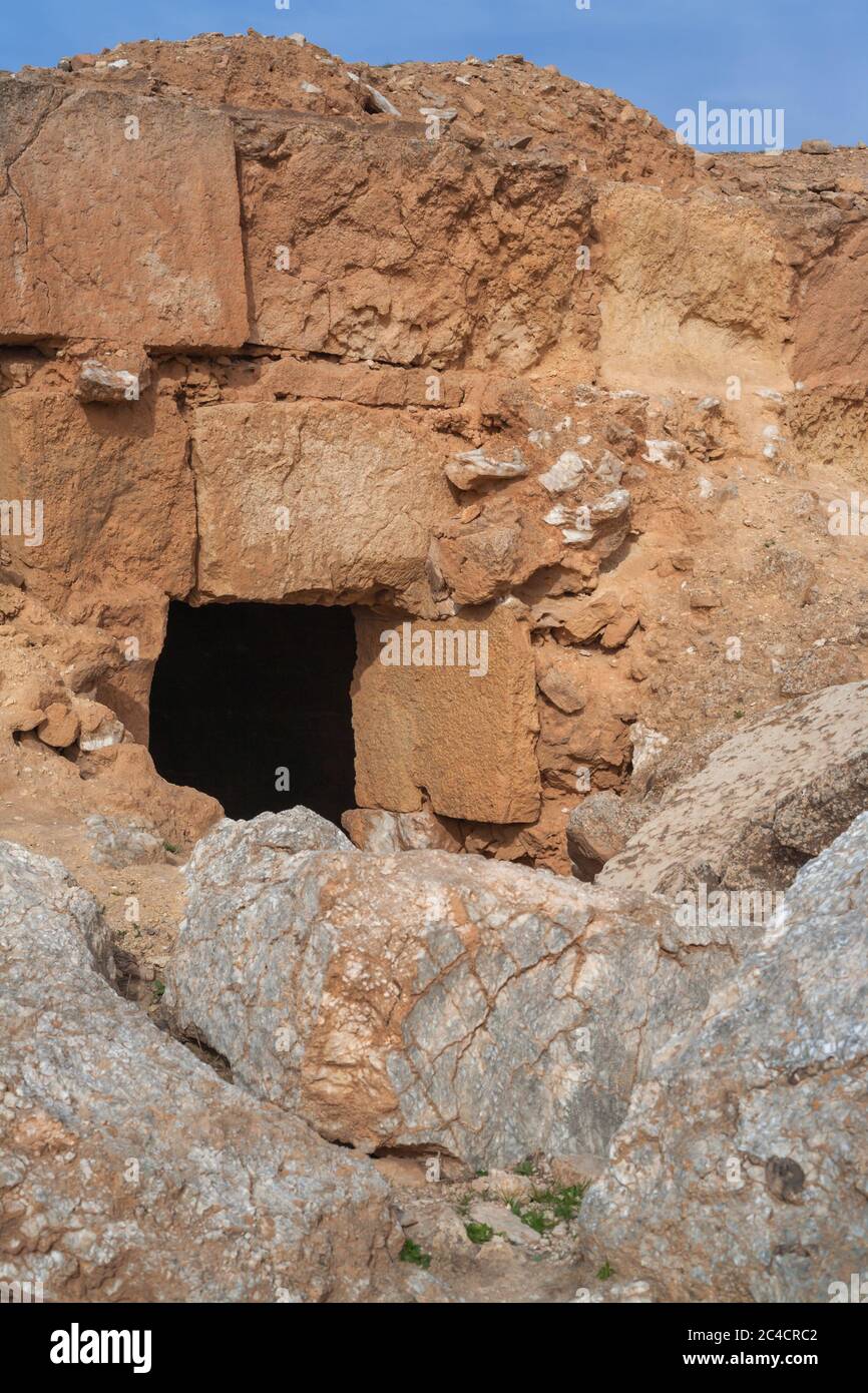 Resafa ruins hi-res stock photography and images - Alamy