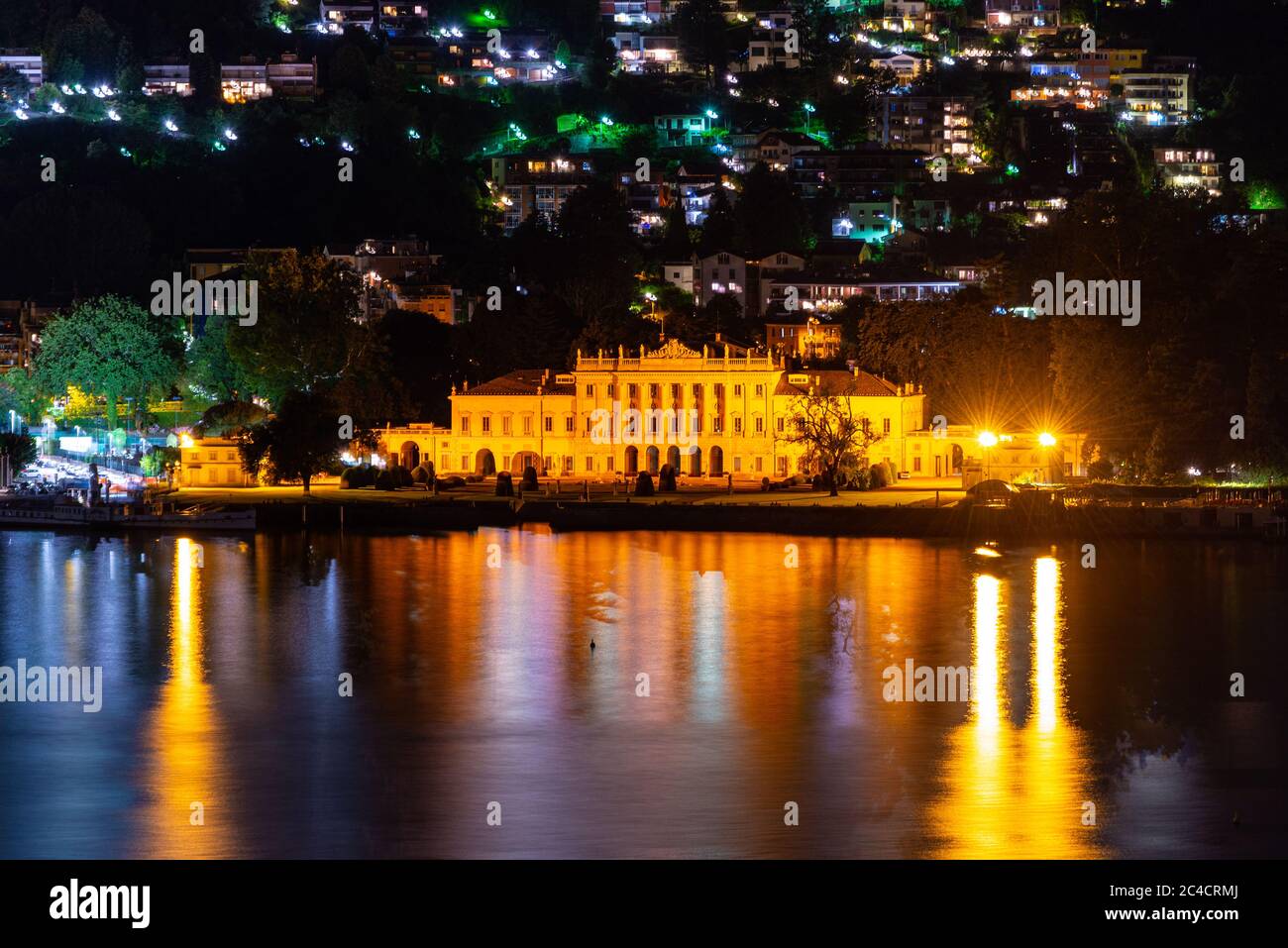 Lake Como, the city and its monuments, at night Stock Photo - Alamy