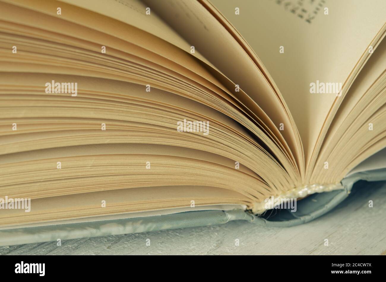 Elementary text book hi-res stock photography and images - Alamy
