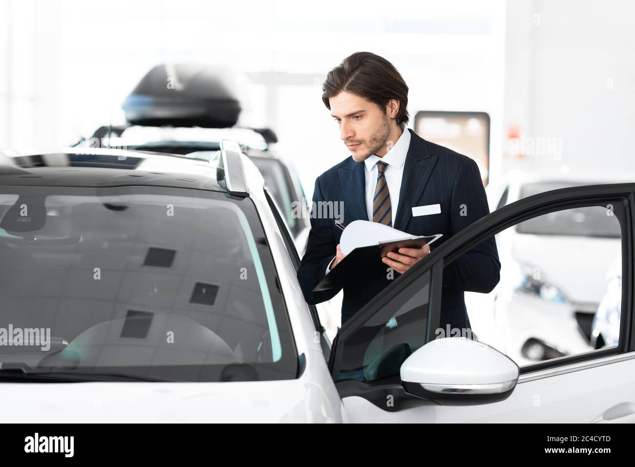 Free vehicle inspection hi-res stock photography and images - Alamy
