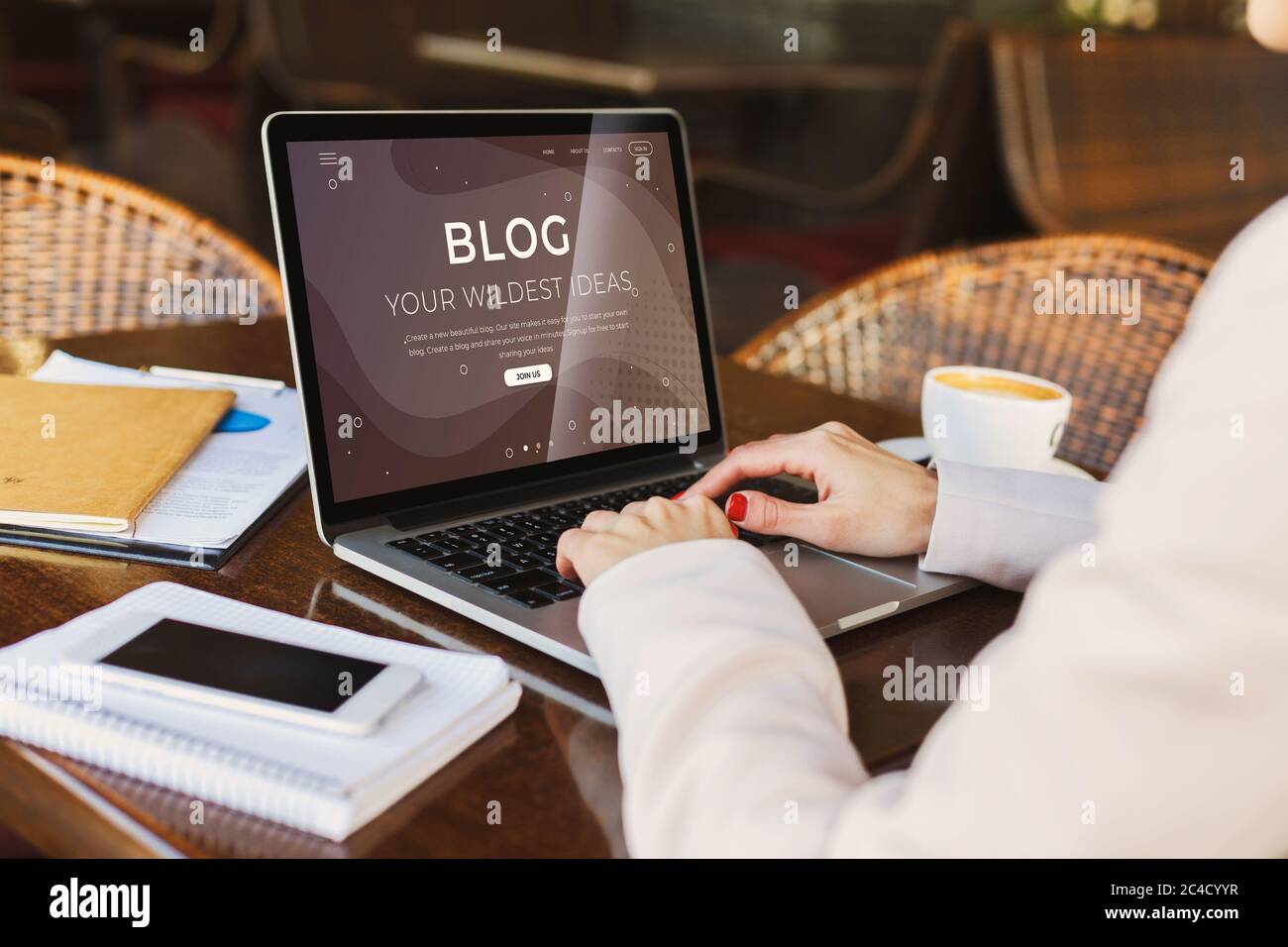 Business influencer hi-res stock photography and images - Alamy