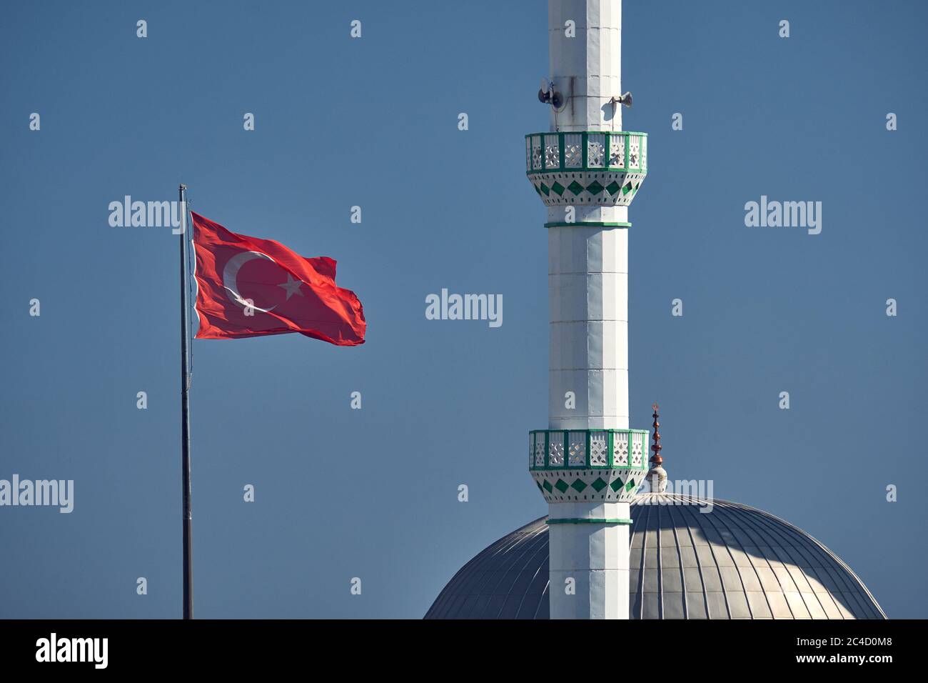 The blue mosque and turkish flag hi-res stock photography and images ...