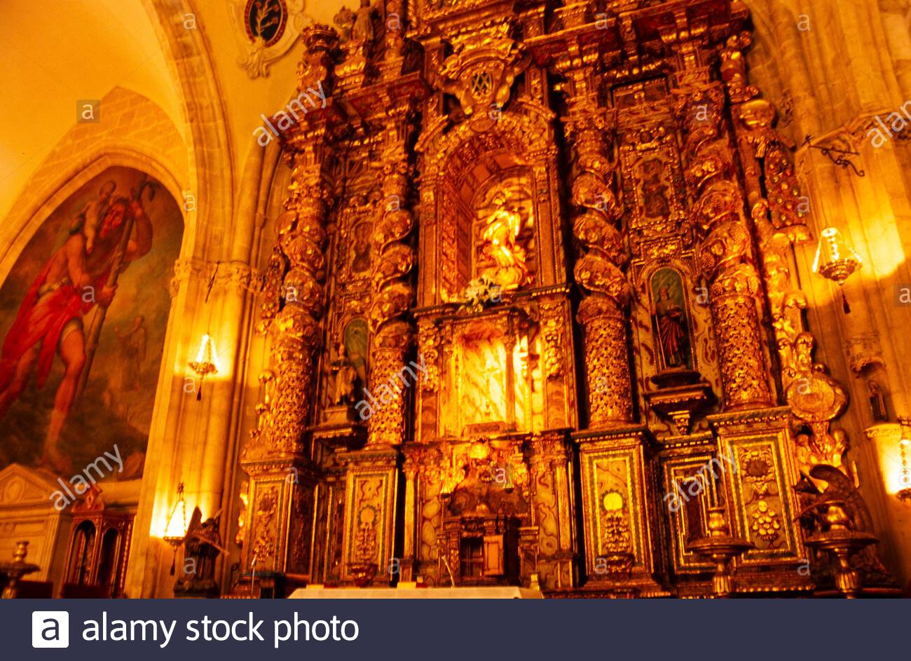 Altar Spanish High Resolution Stock Photography and Images - Alamy