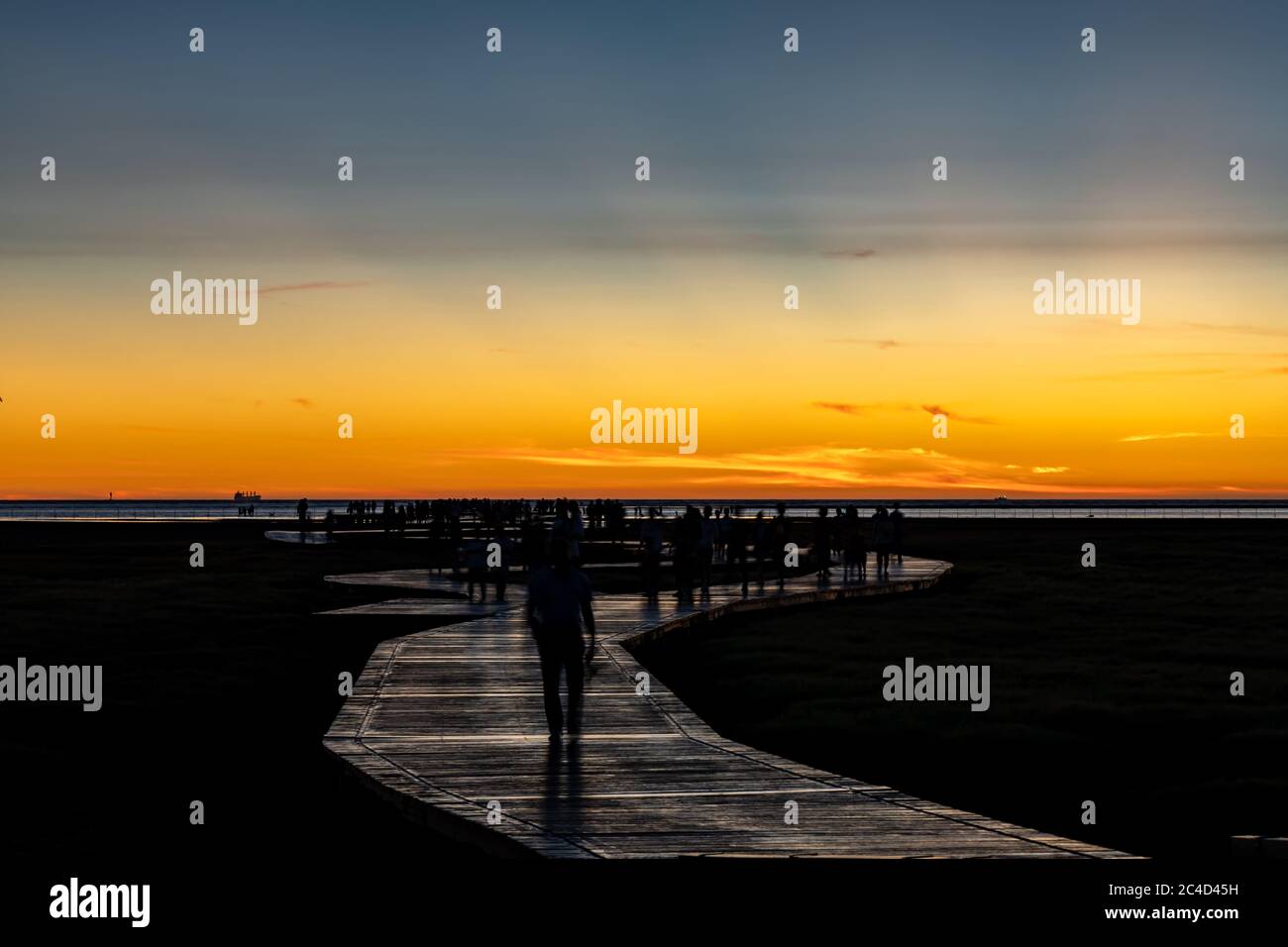 Sunset pathway hi-res stock photography and images - Alamy