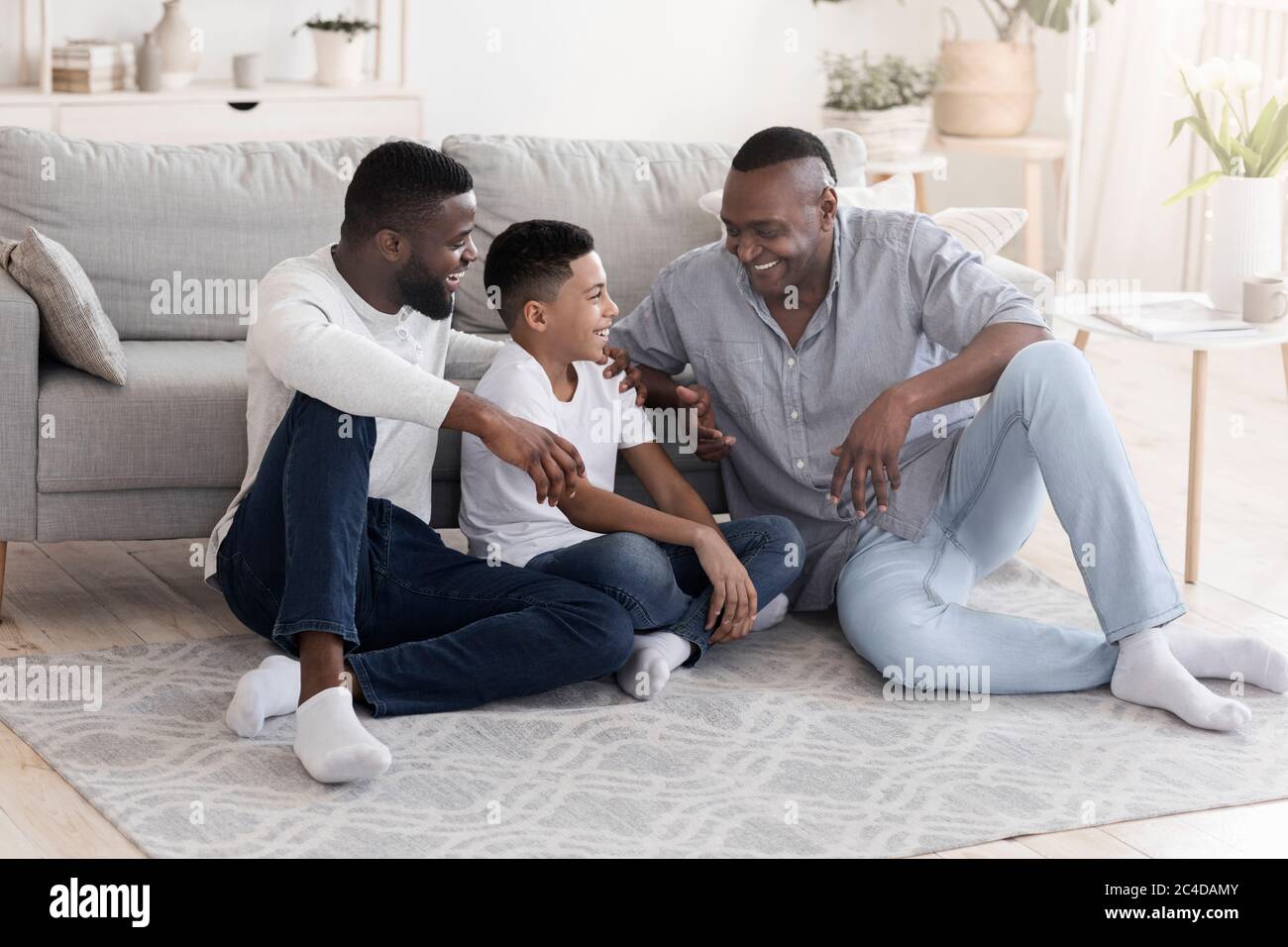 Multi generational african american family hi-res stock photography and ...