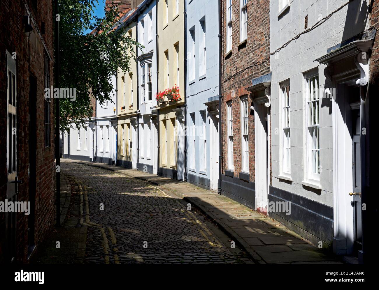 Prince Street, a narrow lane lined with terraced houses, Hull ...