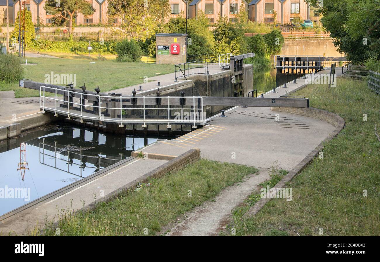 hampstead lock on the river medway at Yalding Kent Stock Photo - Alamy