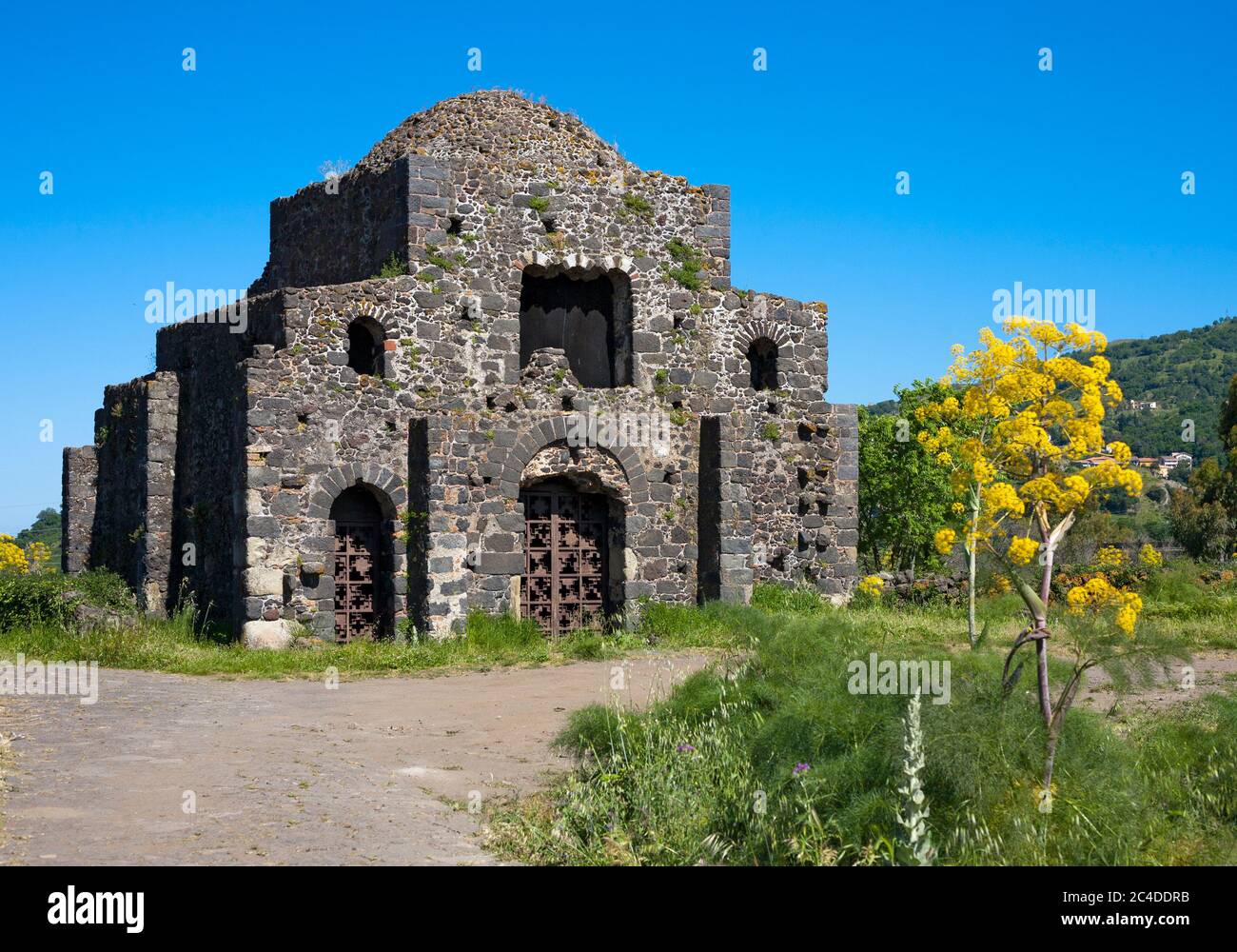 Byzantine temple hi-res stock photography and images - Alamy