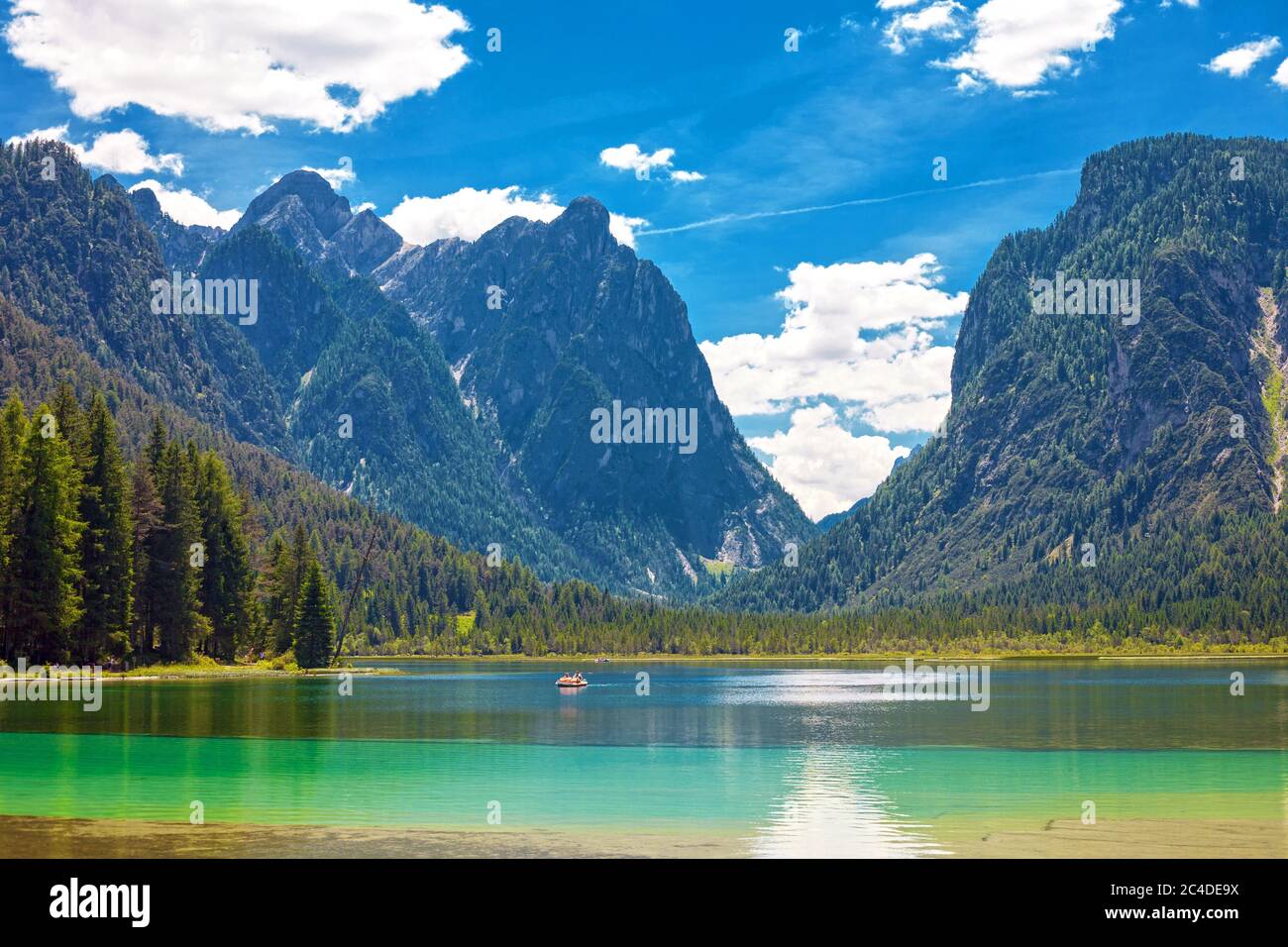 Lago di dobbiaco toblacher lake hi-res stock photography and images - Alamy