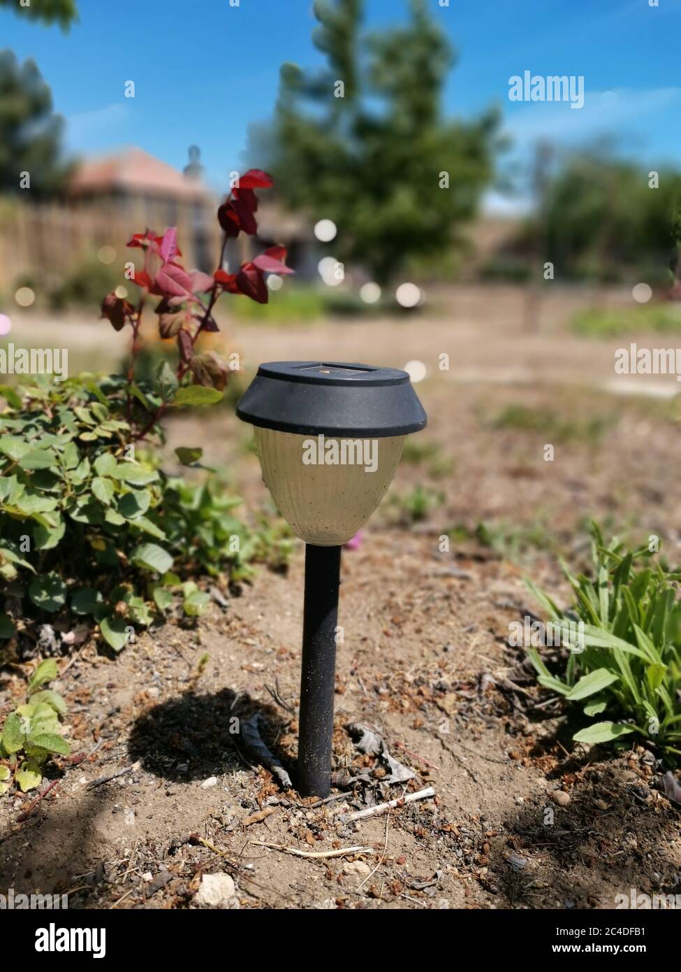 Solar cell ground lamp hi-res stock photography and images - Alamy