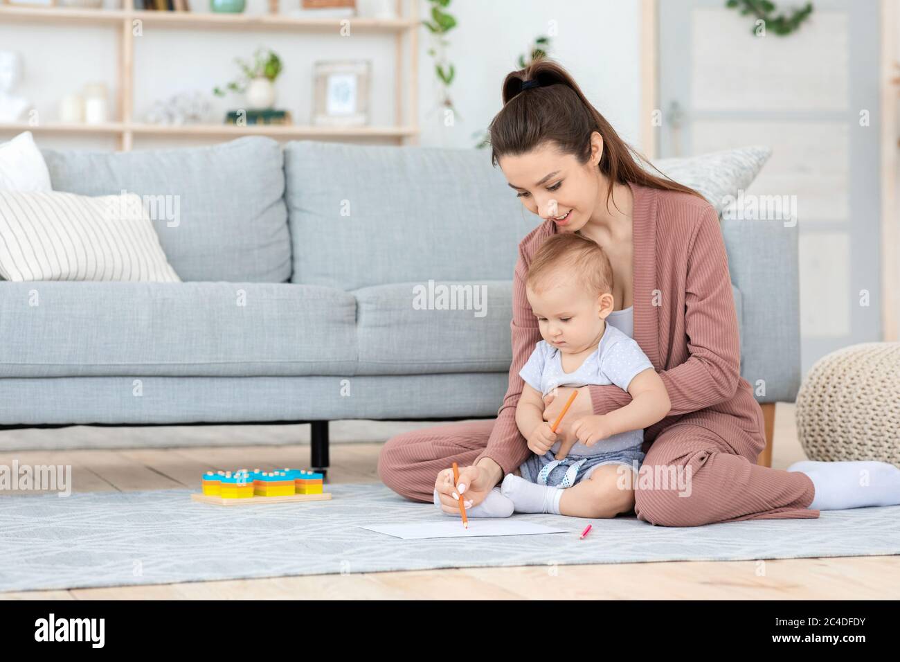 Parent and infant art hi-res stock photography and images - Alamy