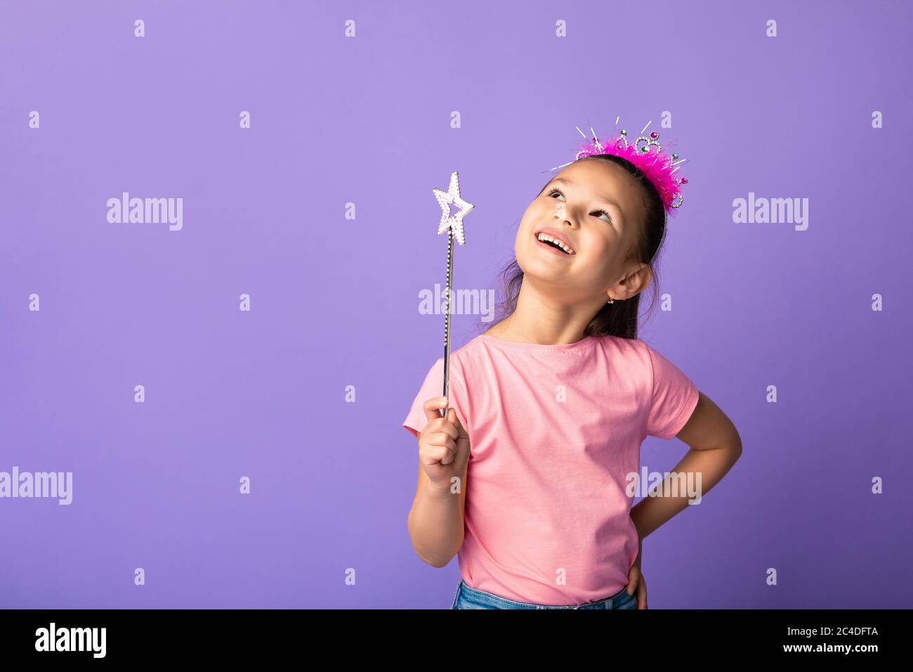 Head girl crown celebration hi-res stock photography and images - Alamy