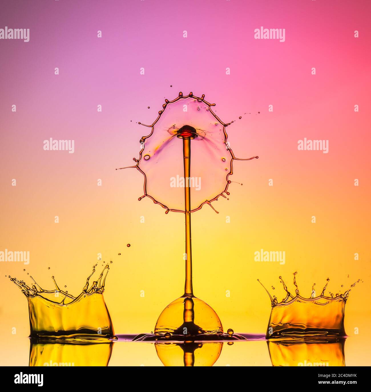 Waterdrops collision hi-res stock photography and images - Alamy