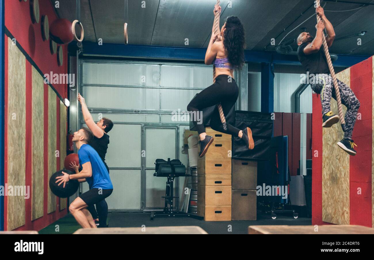 Group training at the box Stock Photo - Alamy