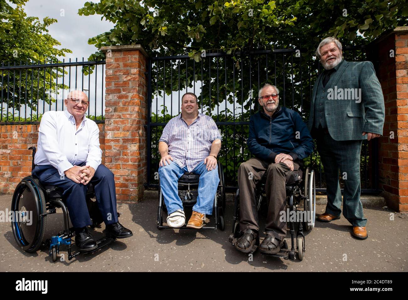 Members of the Wave Injured Group (left to right) Alex Bunting, Paul ...