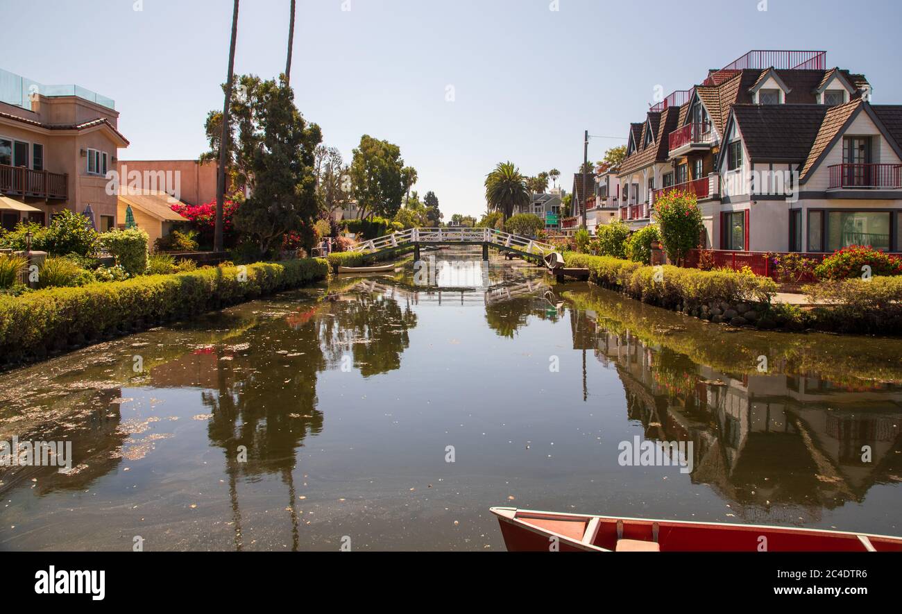 Venice garden canal hi-res stock photography and images - Alamy