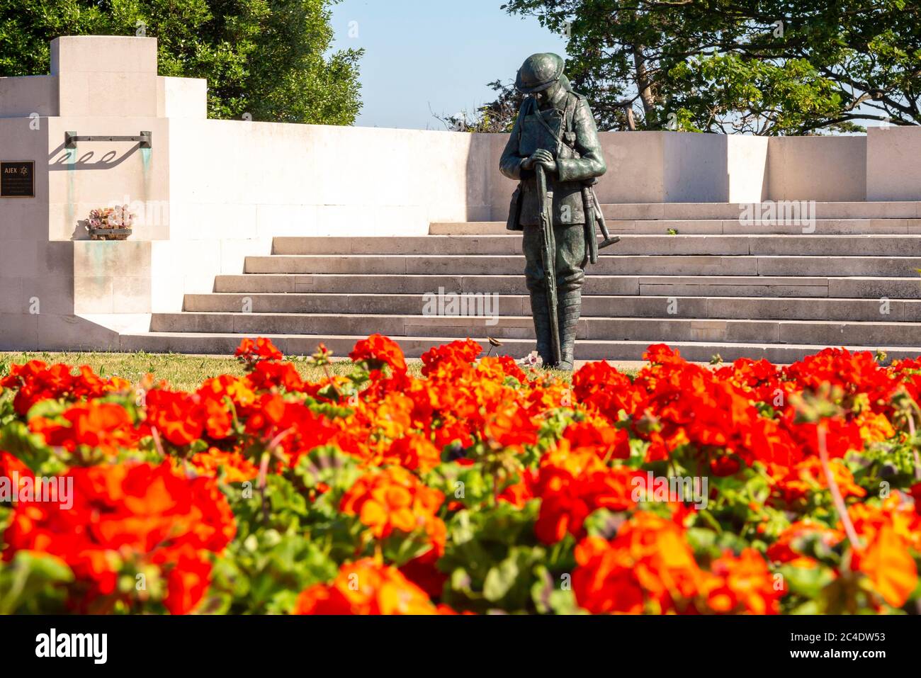 Southend Cenotaph War Memorial with Bronze statue of a British ‘Tommy ...