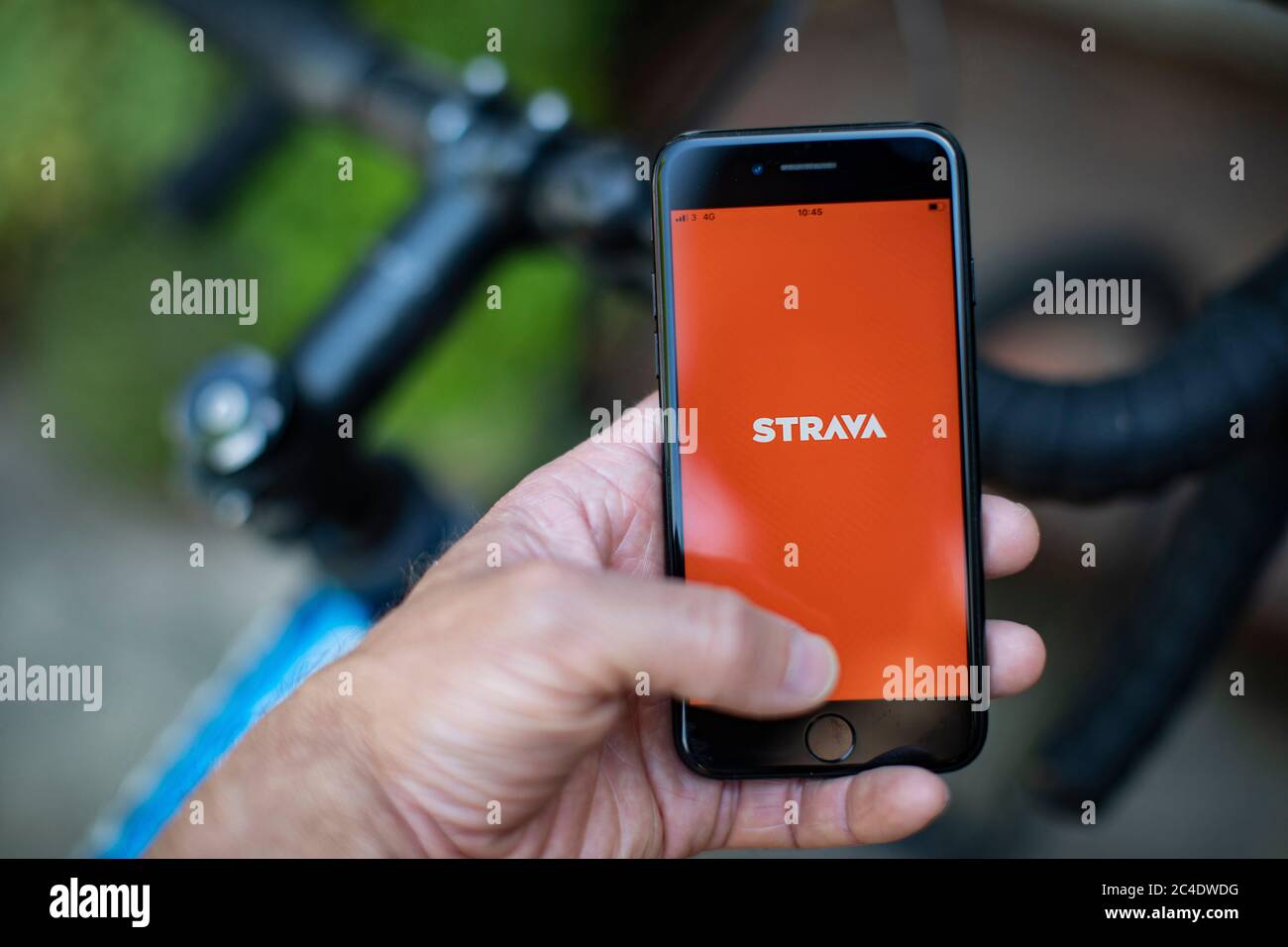 Strava app bike hi-res stock photography and images - Alamy