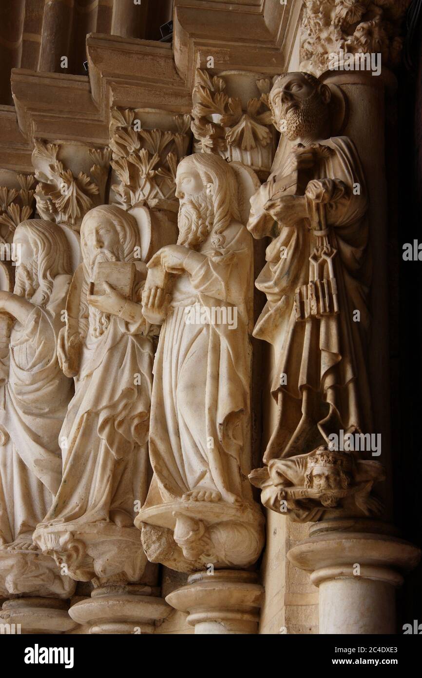 Historical portuguese figures hi-res stock photography and images - Alamy