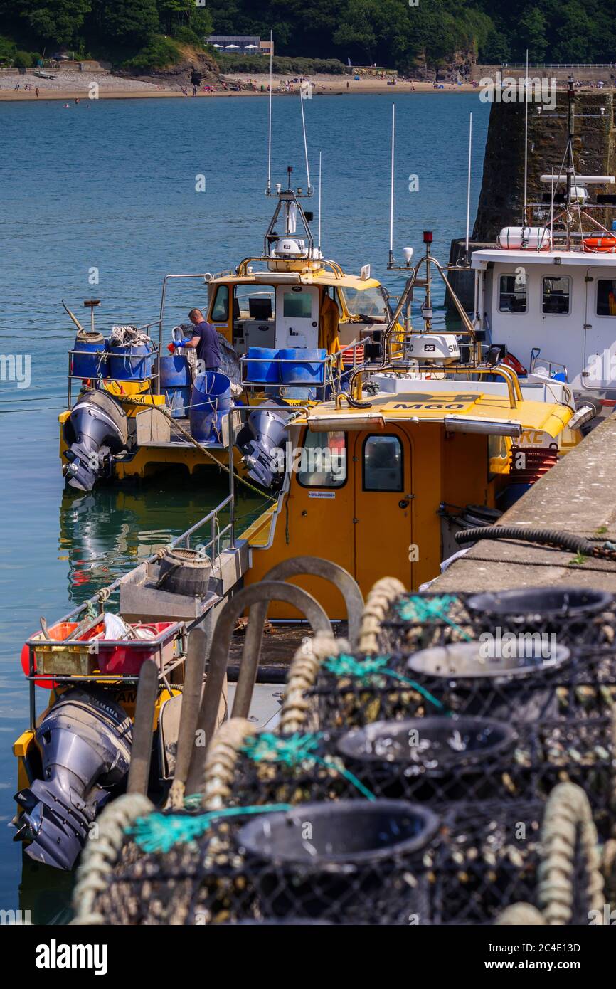 Welsh fishing harbour hi-res stock photography and images - Alamy