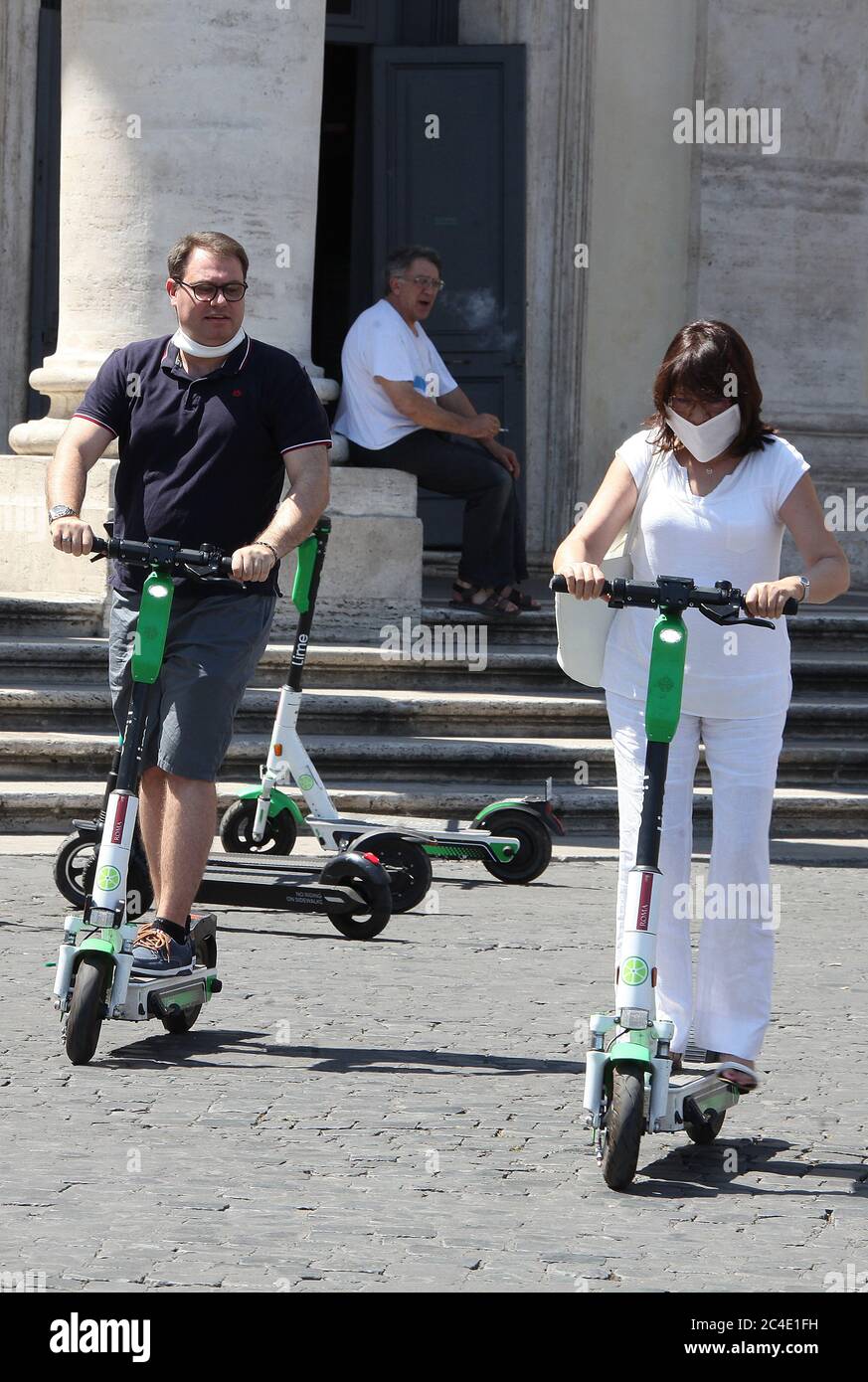 Rome, Use of scooters for the center of Rome Pictured Stock Photo - Alamy