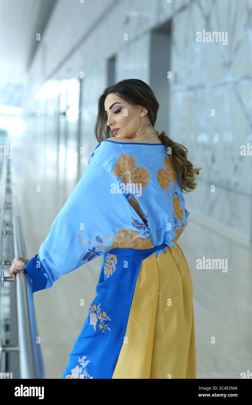 Arab Women in Traditional arab Dress Stock Photo - Alamy