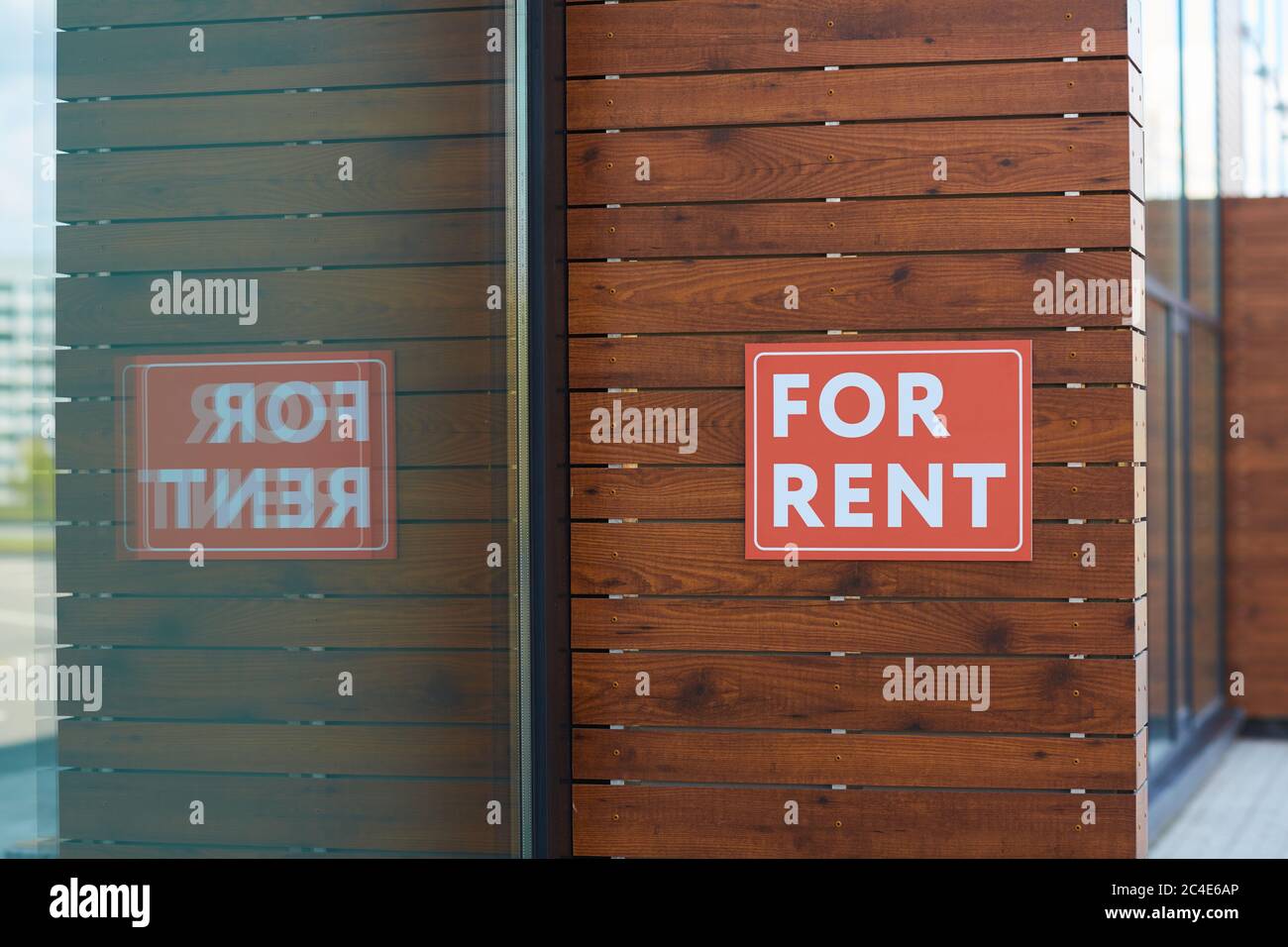 Office retail space rent sign hi-res stock photography and images - Alamy