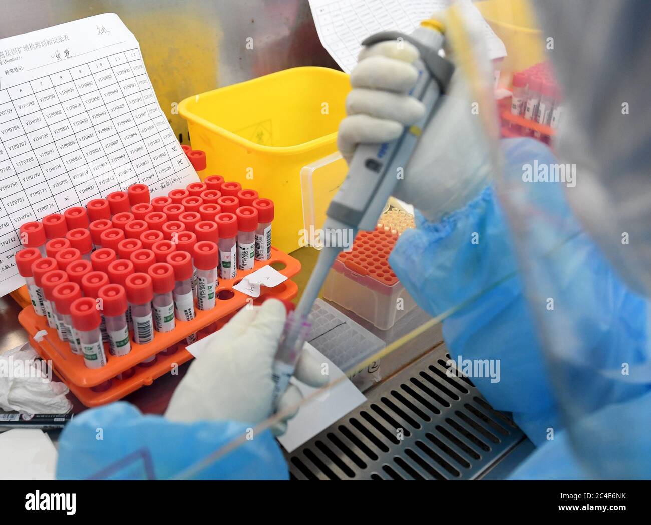 Diagnostic processes hi-res stock photography and images - Alamy